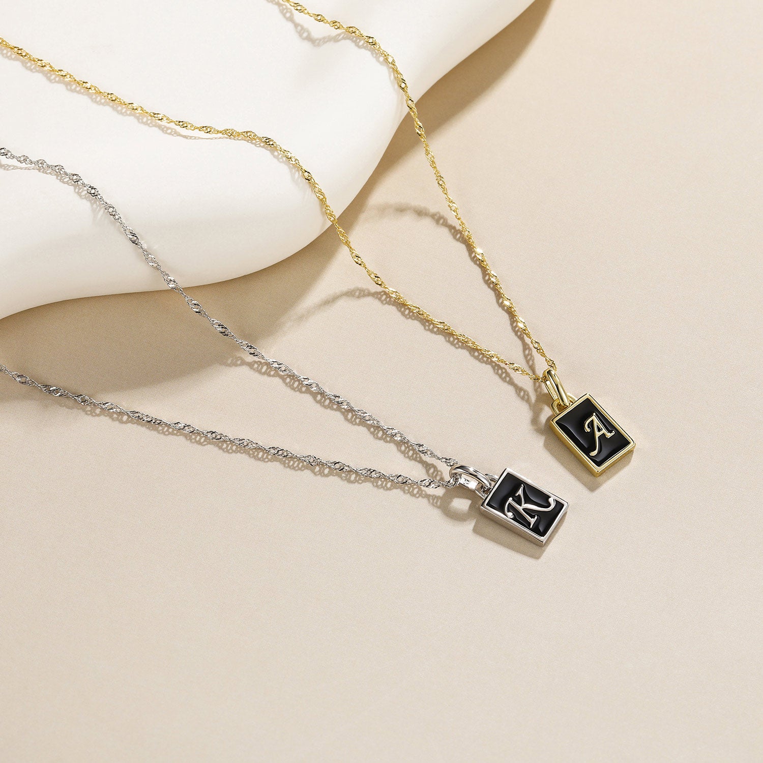 Personalized Initial Pendant Necklace Gold